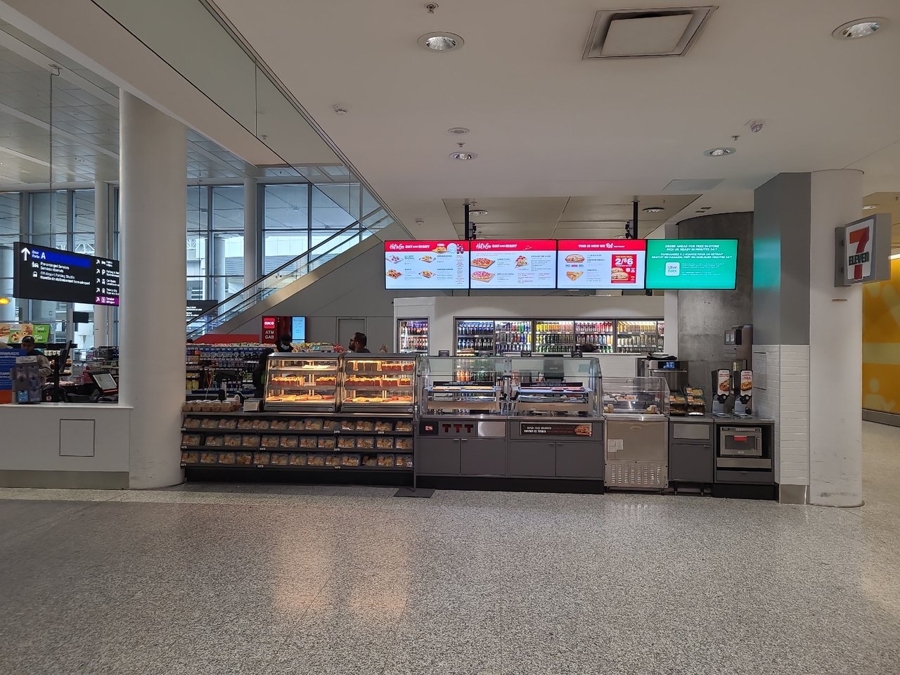 Virtual Store Tour - 7-Eleven at YYZ