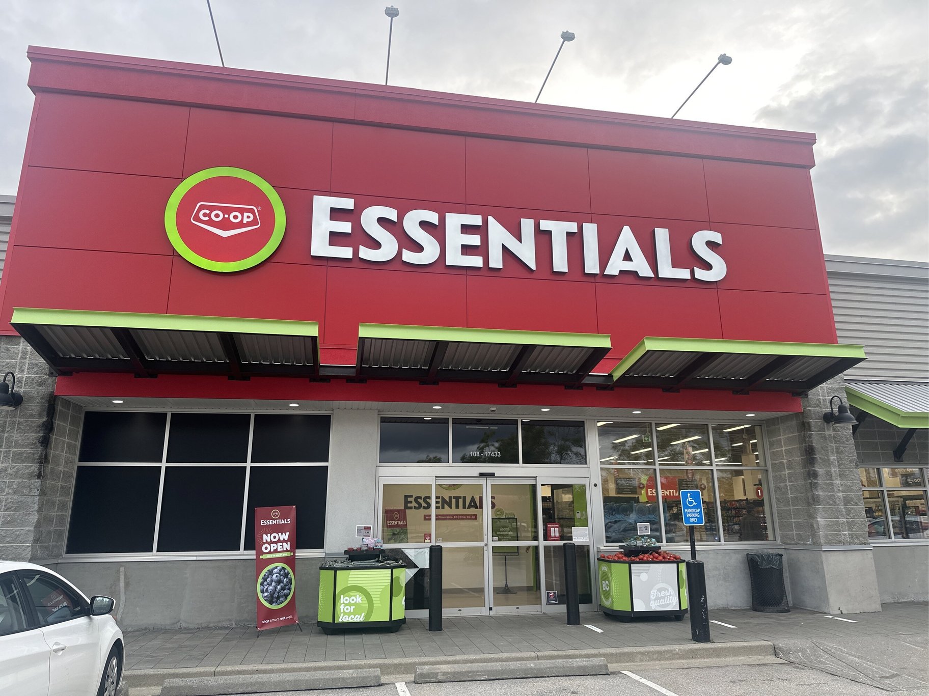 Virtual Store Tour - Co-Op Essentials, Surrey