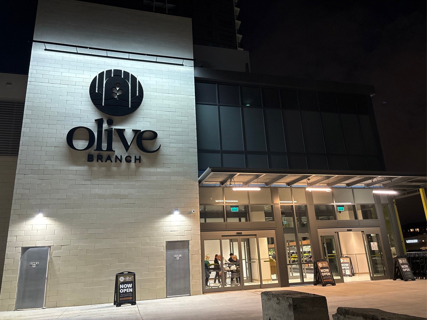 Virtual Store Tour - Olive Branch, Thornhill