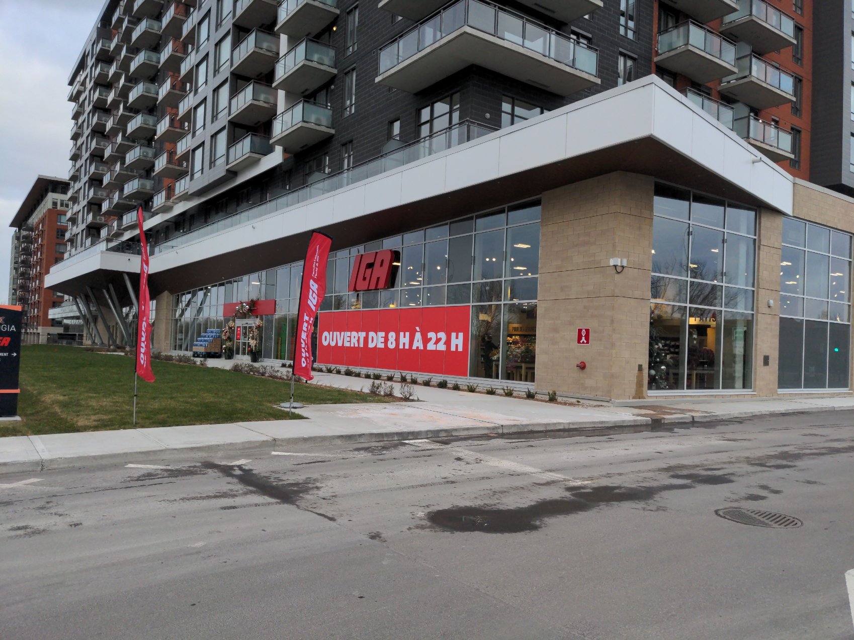 Virtual Store Tour - IGA Montreal