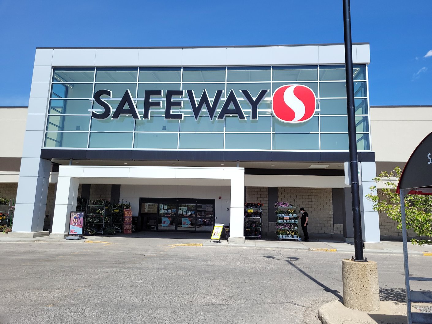 Virtual Store Tour - Safeway Crowfoot